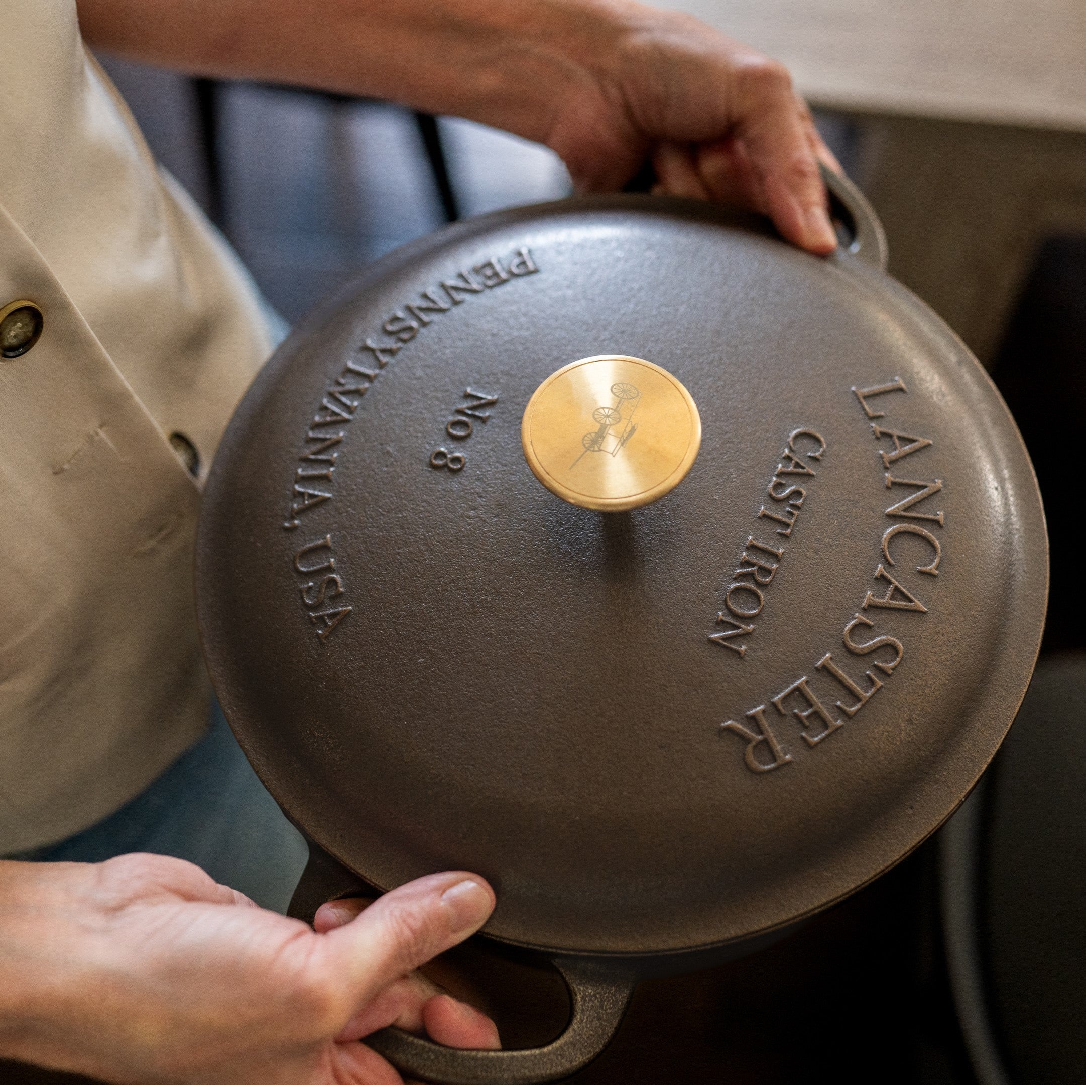 5 Quart Dutch Oven | Lancaster Cast Iron