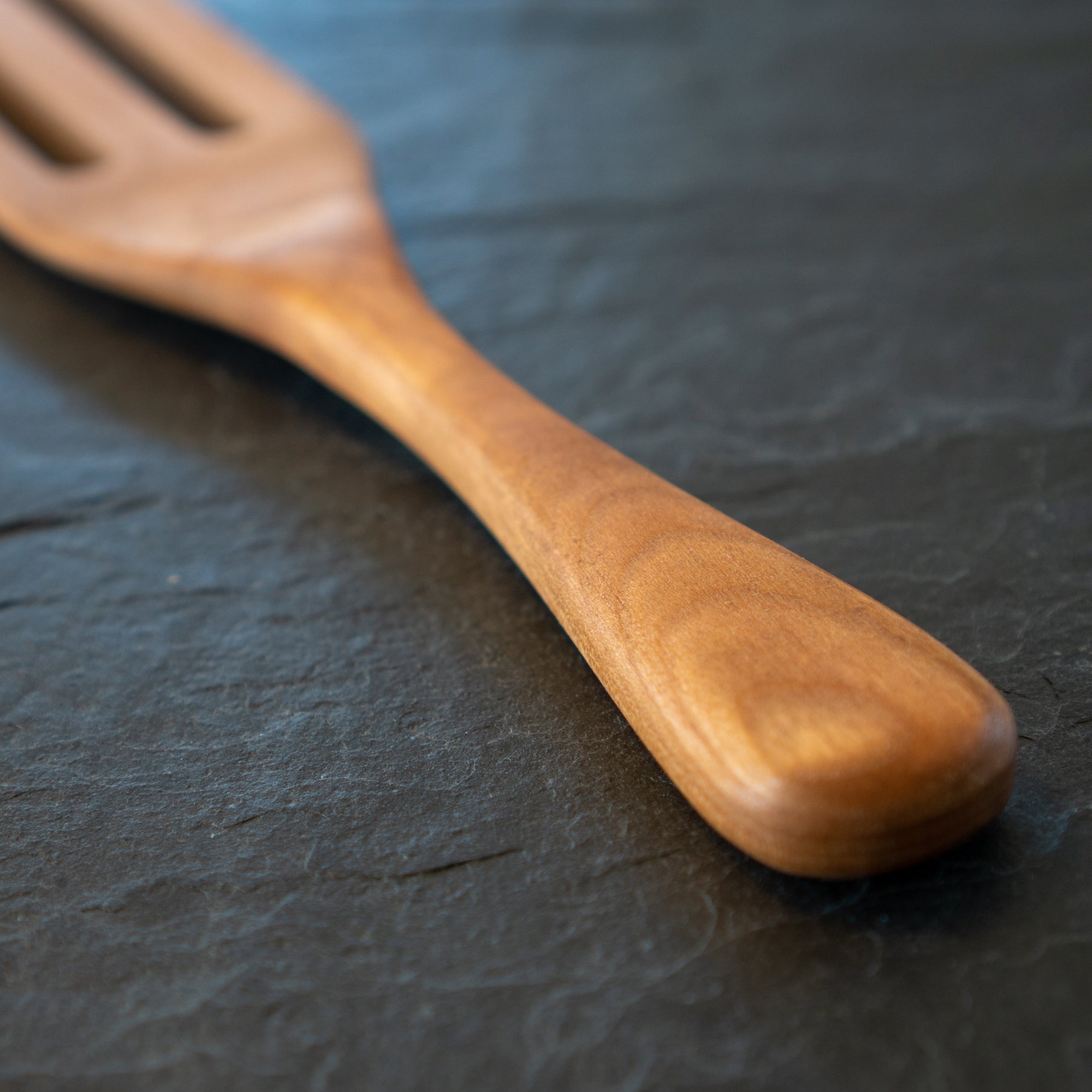 Wooden Slotted Spurtle | Lancaster Cast Iron
